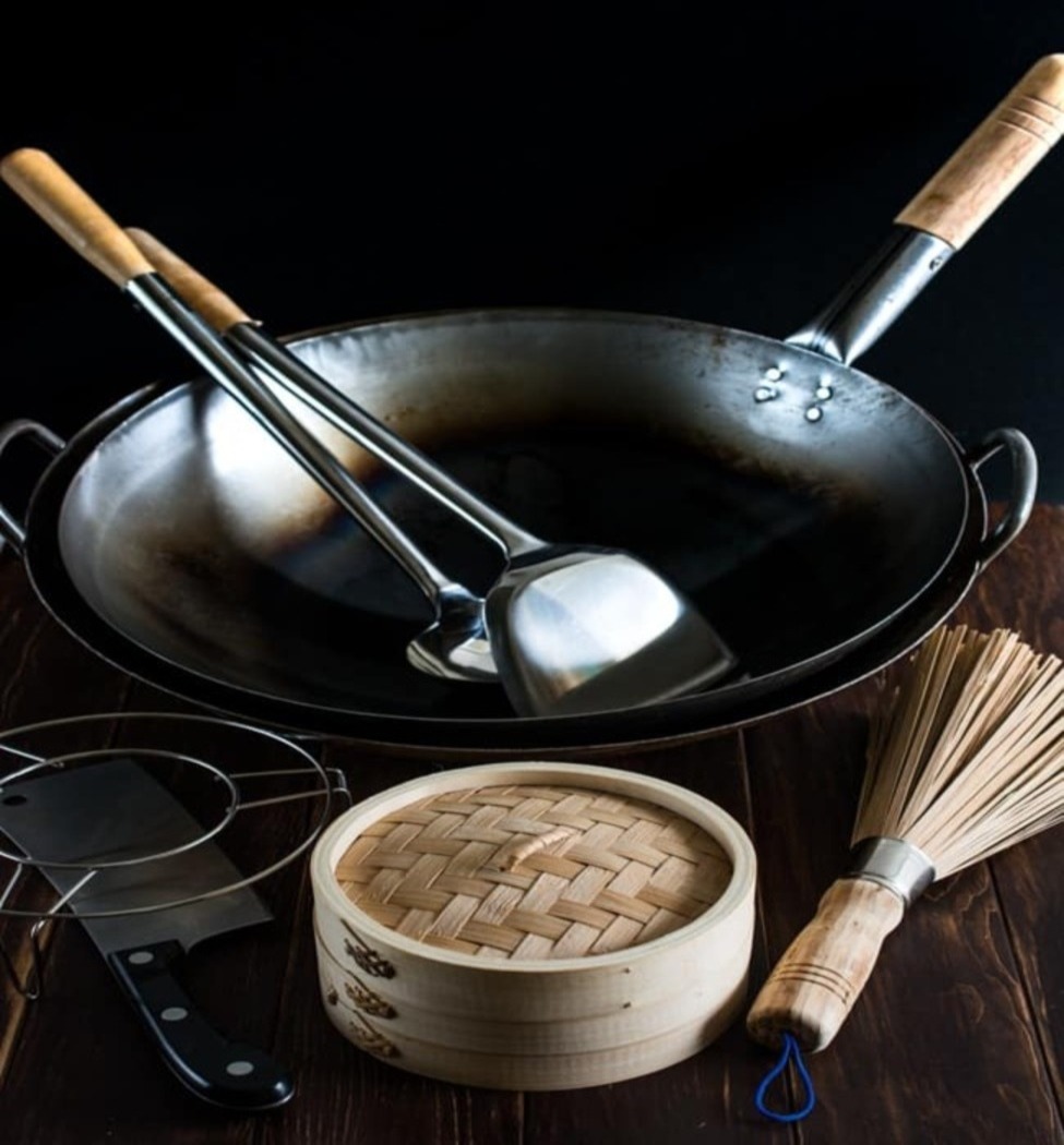 Iᐈ 12 Utensilios de la Cocina China